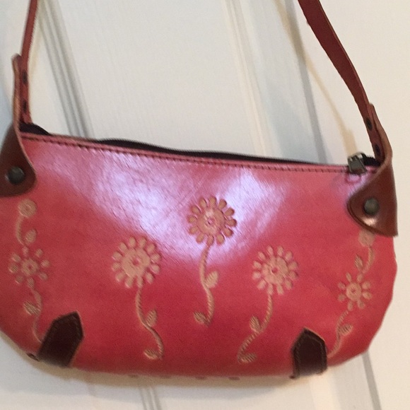 T-Bags | Bags | Tbags Los Angeles Tooled Leather Purse | Poshmark